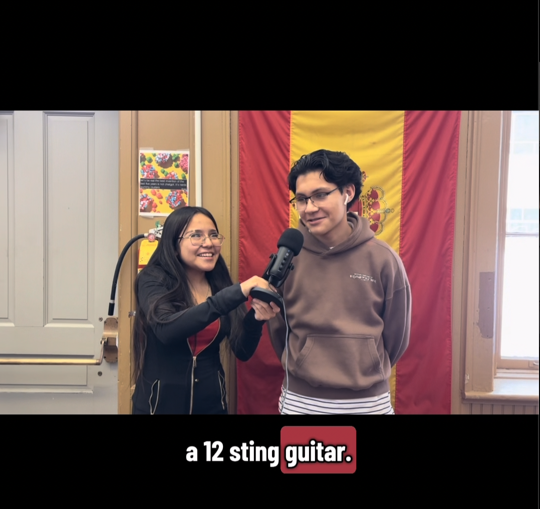 Asking People About Christmas Break | Plaid Line + PRIZM + Scottie News